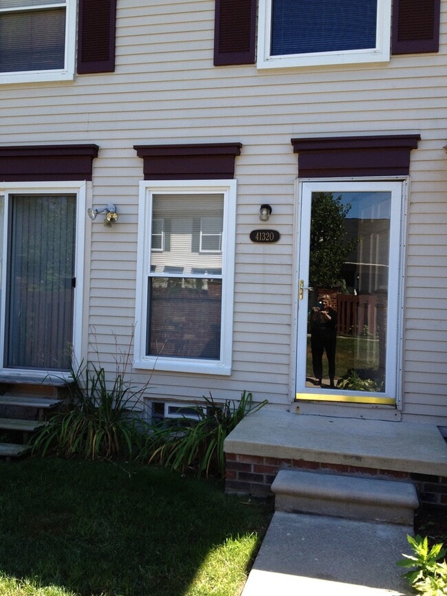41320 Northwind Dr, Canton Township, MI 48188 - House Rental in Canton ...