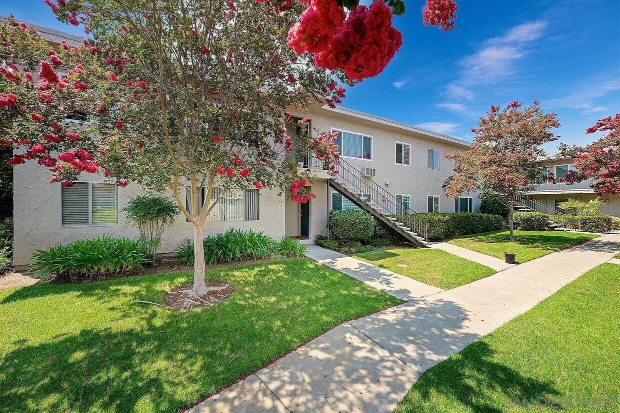 8220 Vincetta Dr Unit 64, La Mesa, CA 91942 - Condo for Rent in La Mesa ...