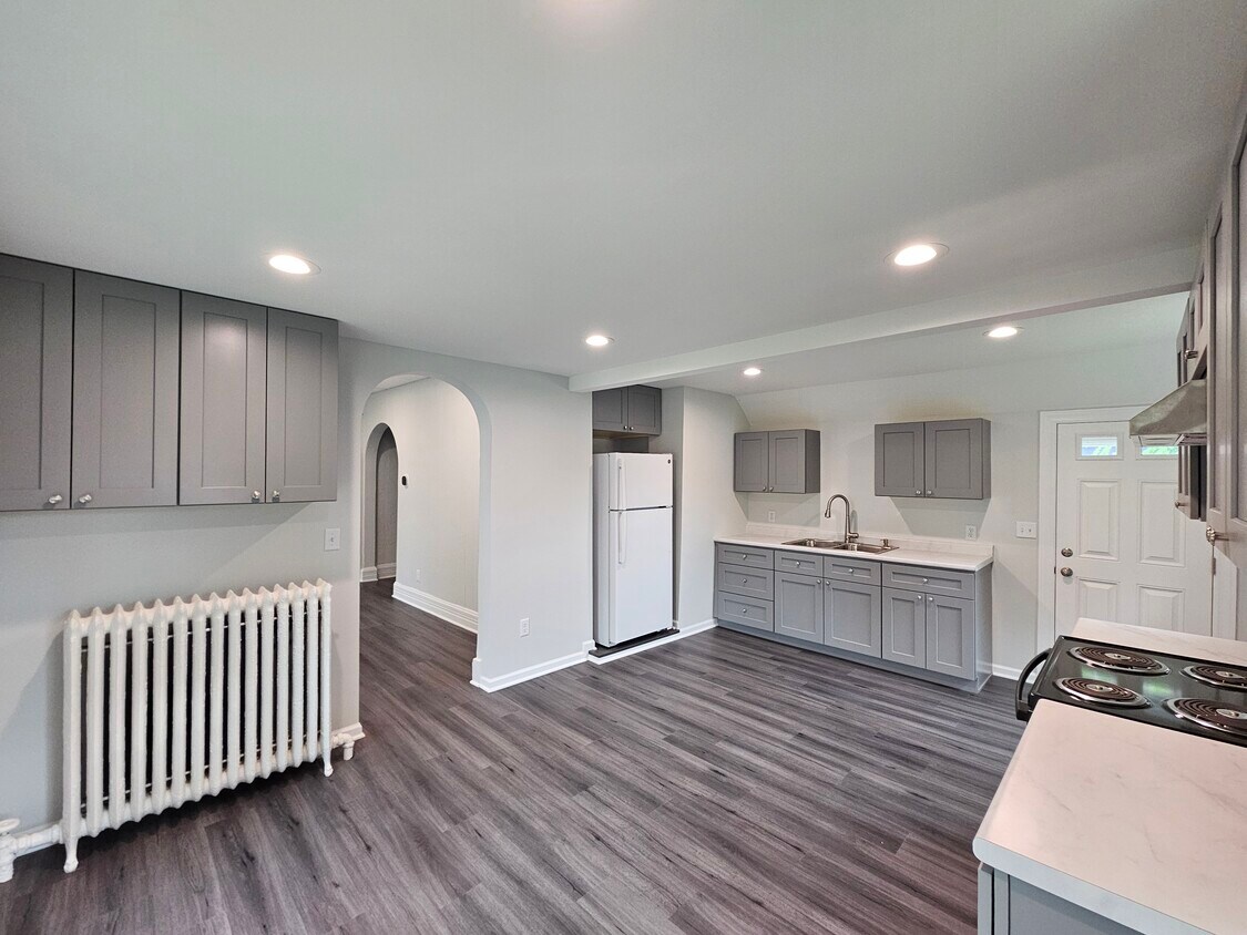 919 Arcadian Ave Unit 919 Arcadian Avenue, Waukesha, WI 53186 - 919 ...