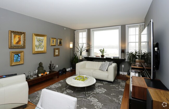 The Alexander Apartments - Edgewater, NJ | Apartments.com