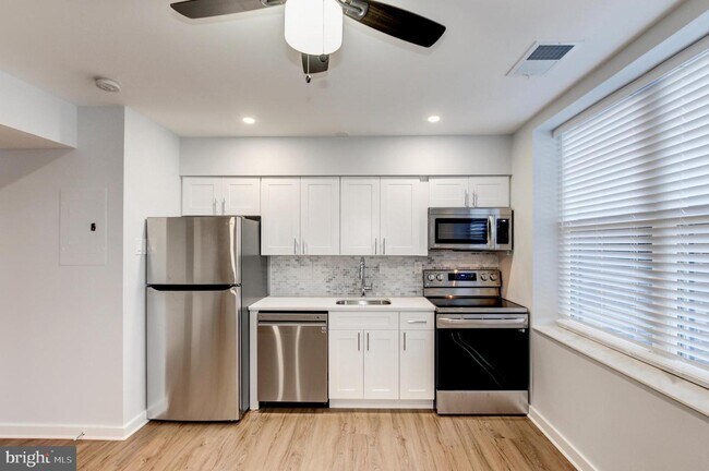 55 M St NW Unit 204, Washington, DC 20002 - Room for Rent in Washington ...