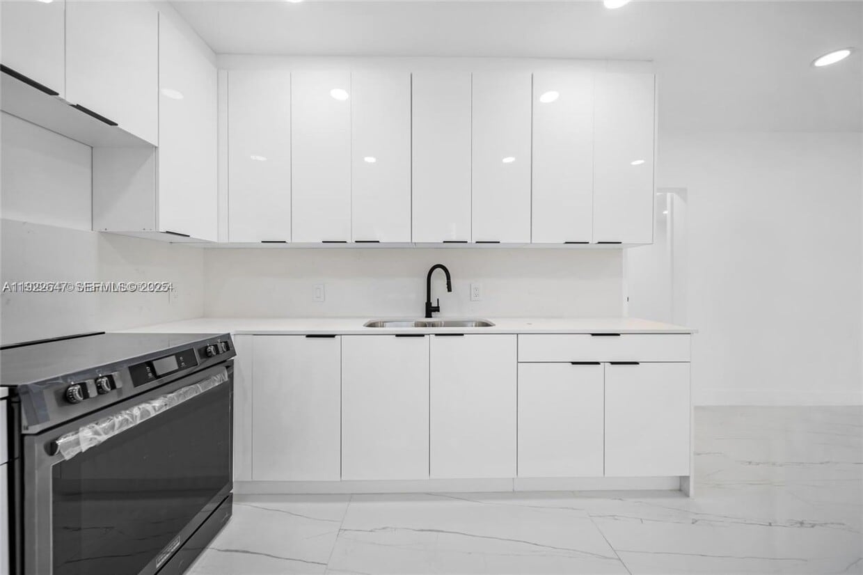 5511 Nw 5th Ct Unit 5511, Miami, FL 33127 - Room for Rent in Miami, FL ...