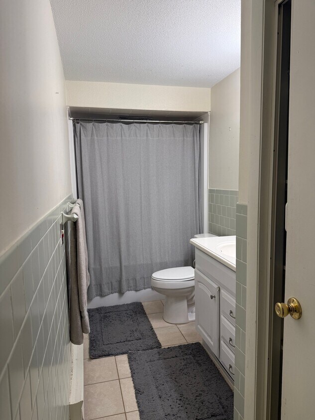 2 Pinewood Dr Unit A, Somersworth, NH 03878 | Apartments.com
