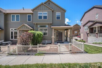 Morgans Run Townhomes Apartments for Rent with Hardwood Floors - Castle ...