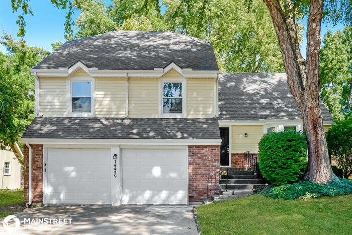 14429 S Summertree Ln, Olathe, KS 66062 | Apartments.com