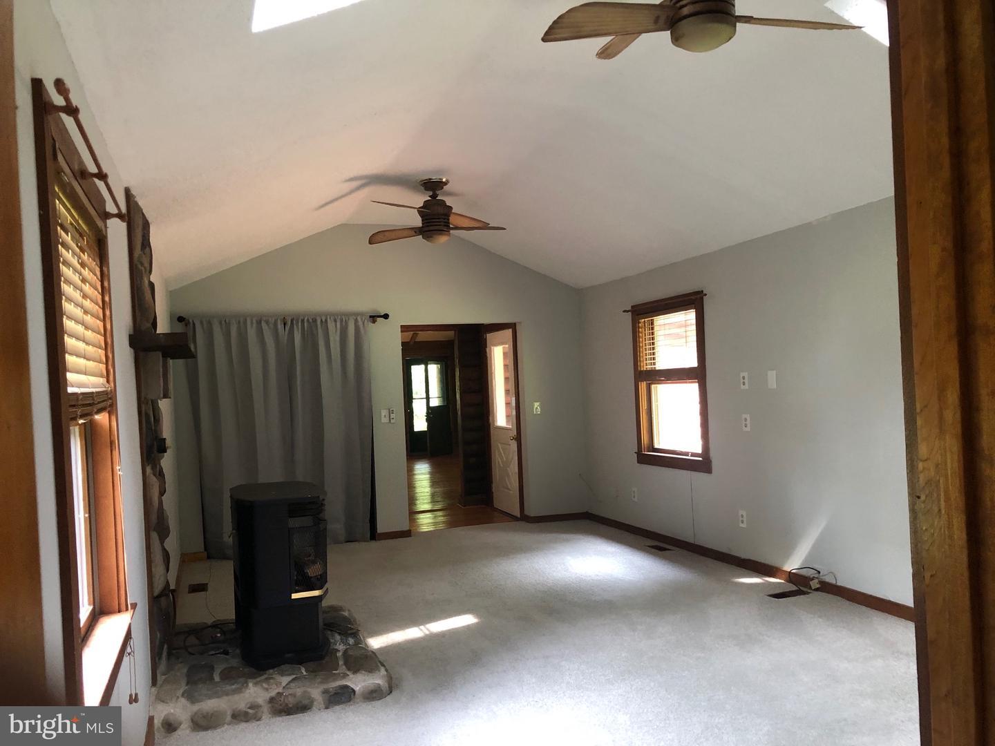 16495 Pine Springs Ln, Amissville, VA 20106 - House Rental in ...