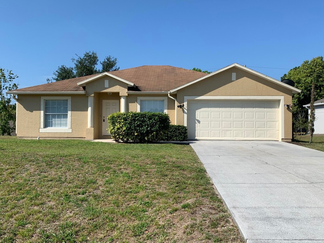 269 SW Ridgecrest Dr, Port Saint Lucie, FL 34953 - House Rental in Port ...