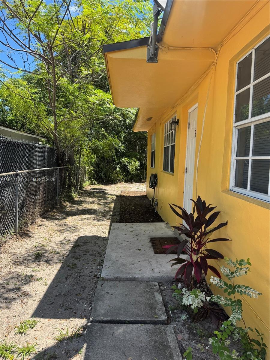 522 NW 13Th Ave Unit 2, Fort Lauderdale, FL 33311 - Room for Rent in ...