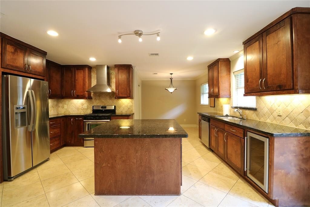 5406 Valkeith Dr, Houston, TX 77096 - House Rental in Houston, TX ...