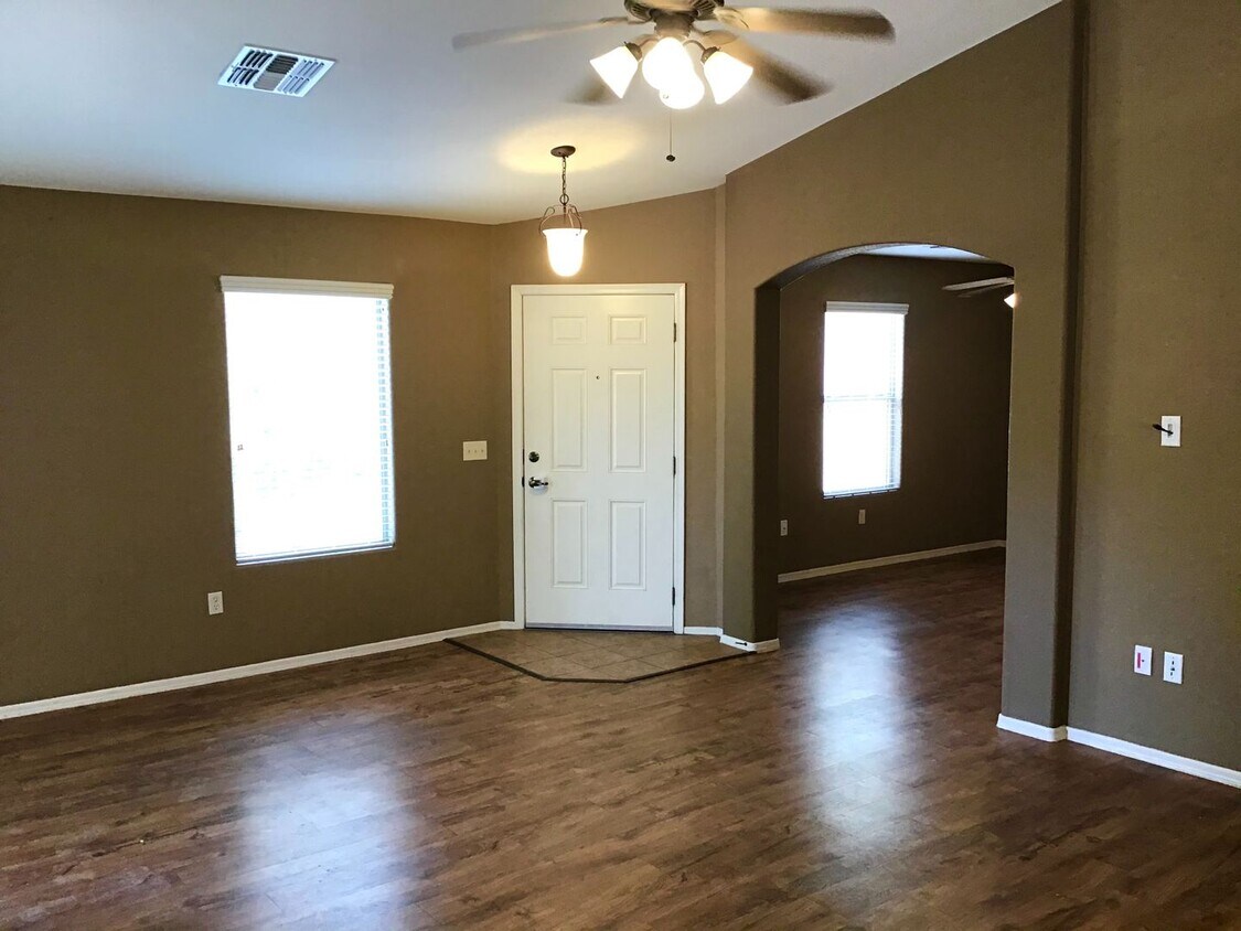 7826 S Sentinal Stone Dr, Tucson, AZ 85756 - House Rental in Tucson, AZ ...