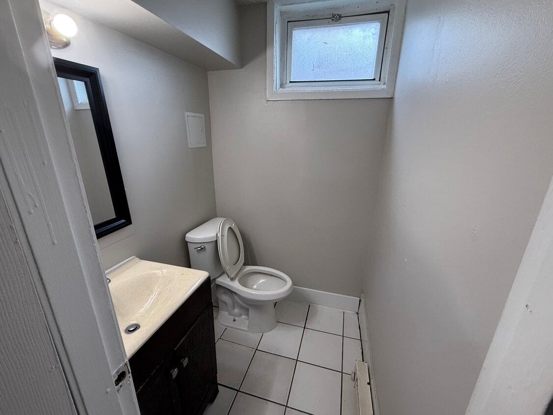 West Galbraith Apartments - 1209 W Galbraith Rd Cincinnati, OH 45231 ...