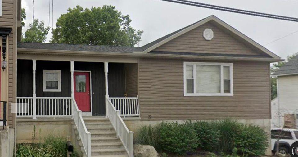 28 E Ettwein St Unit Addition, Bethlehem, PA 18018 - Room for Rent in ...