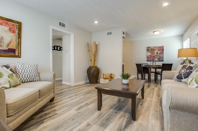 Paragon Apartments - Dallas, TX | Apartments.com