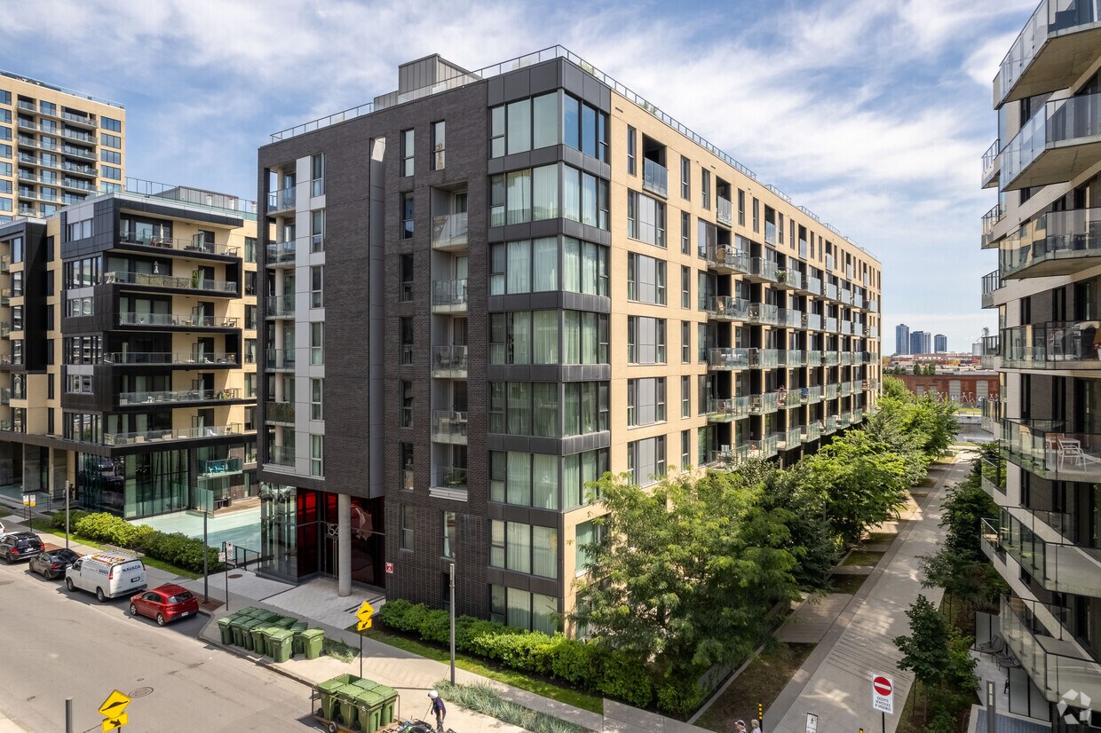 Bassins du Havre Pier 1 Appartements - 1548 St Basin Montréal, QC ...