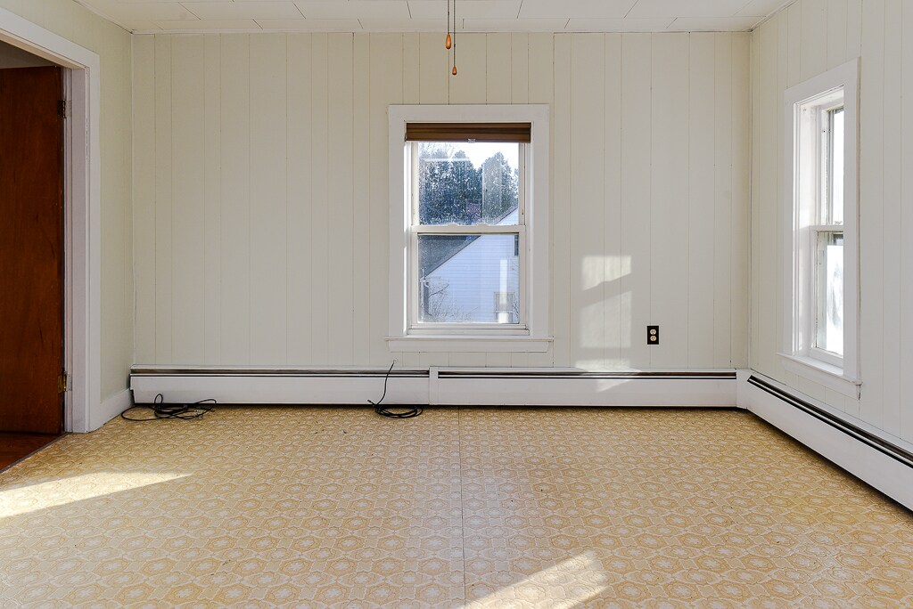1 Winter St, Norway, ME 04268 - Townhome Rentals in Norway ME ...