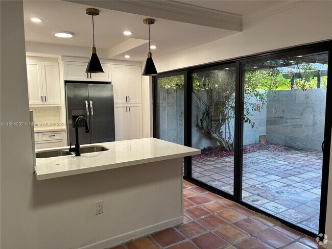 Reid Manor Gated Apartments for Rent - Miami, FL - Updated Today ...