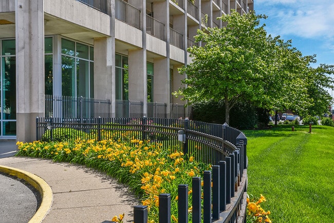 CityView on Meridian Apartments - 3801 N Meridian St Indianapolis, IN ...