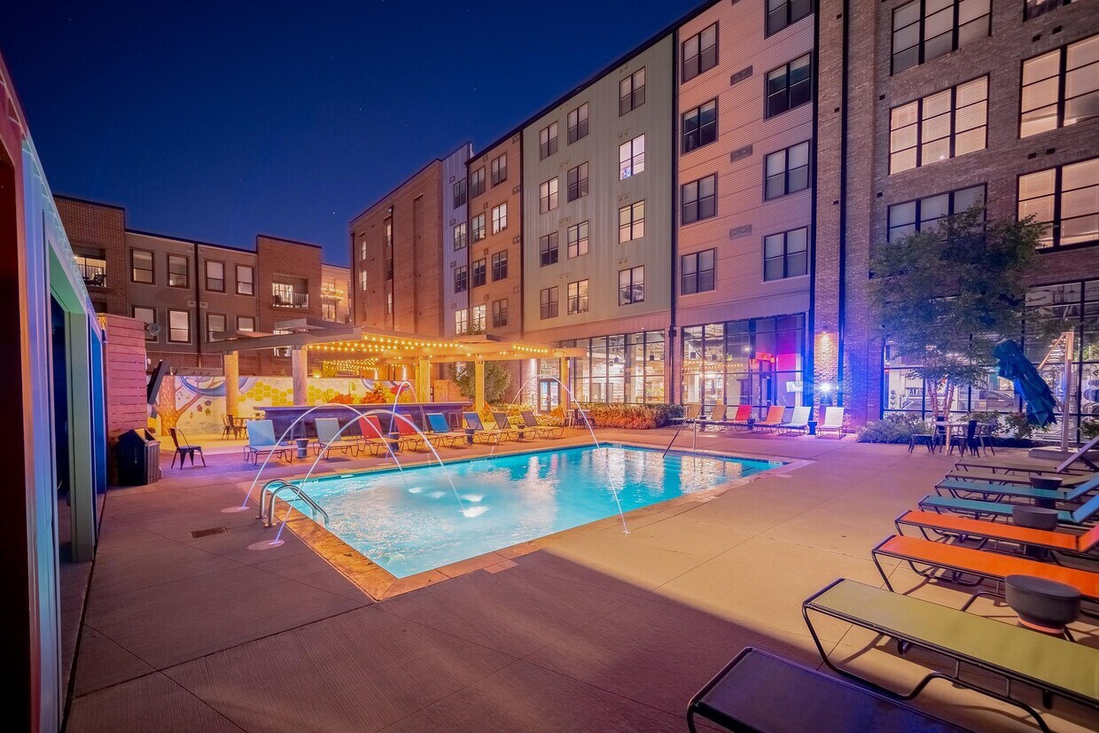 River & Rich - 401 W Rich St Columbus, OH 43215 | Apartments.com