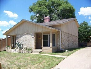 Duplex for Rent in Arlington, TX - 59 Rentals | Apartments.com