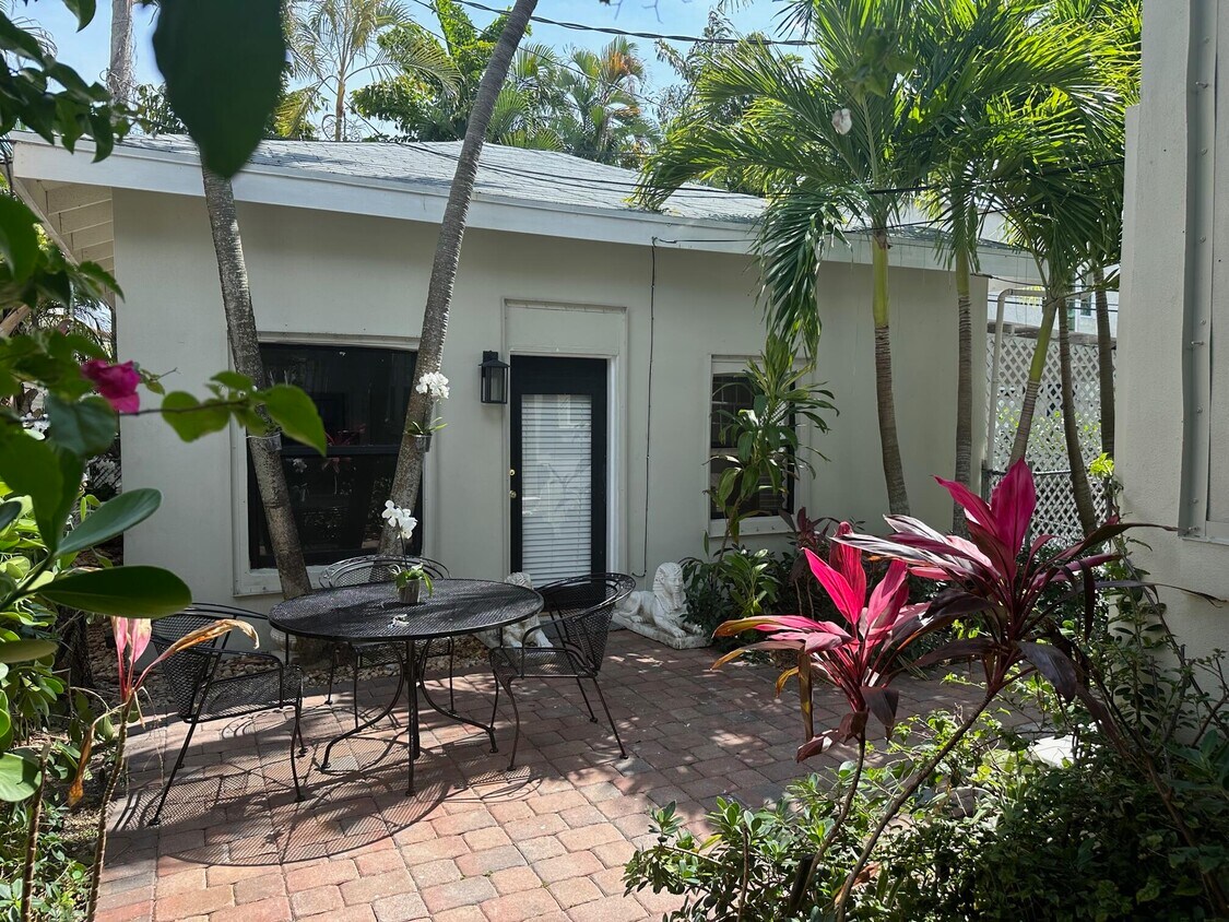 258 Seminole Ave, Palm Beach, FL 33480 - House Rental in Palm Beach, FL ...