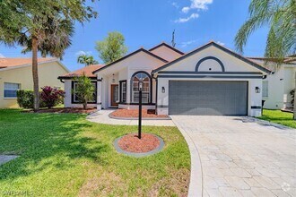Eagle Pointe Eagle Point Circle Townhouses for Rent - Fort Myers, FL ...
