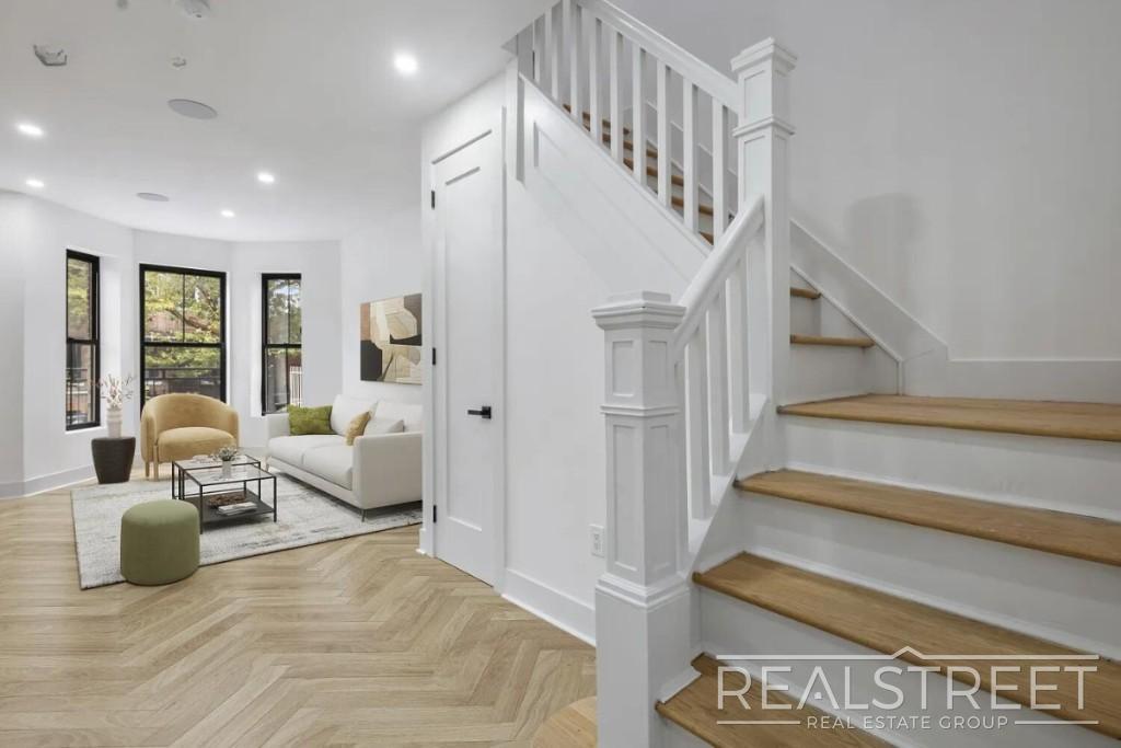 40 Stephens Ct, Brooklyn, NY 11226 - Townhome Rentals in Brooklyn NY ...