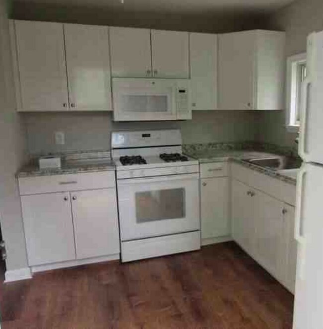 Homes for rent near Jonas Salk Middle School - Old Bridge, NJ ...