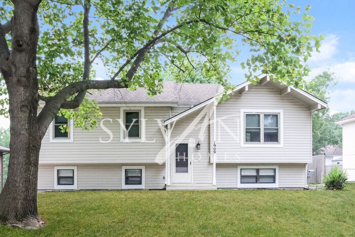 1909 SW 5th St, Lee's Summit, MO 64081 - House Rental in Lee's Summit ...