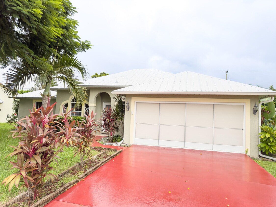 2857 SE Eagle Dr, Port Saint Lucie, FL 34984 - House Rental in Port ...