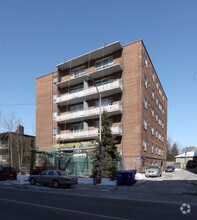 Danforth Village-East York Toronto Apartments for Rent with a Garage ...
