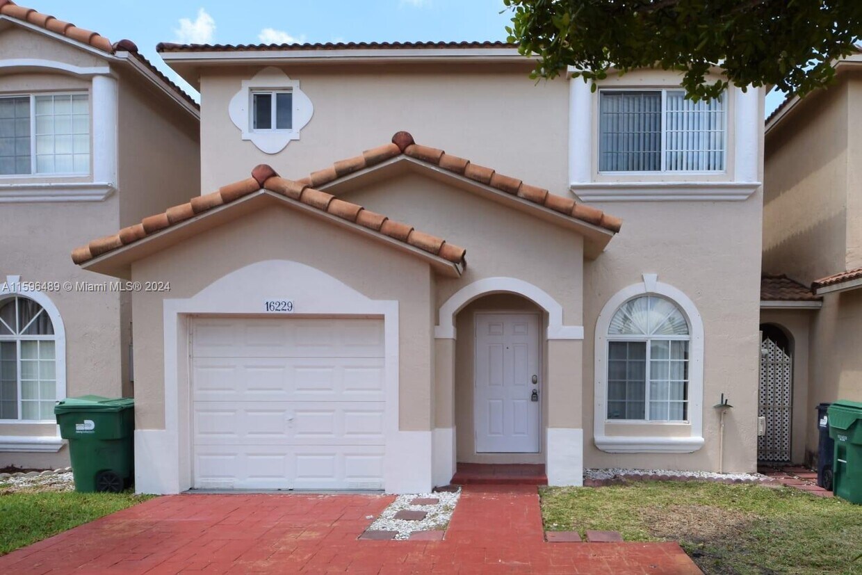 16229 SW 96th Terrace, Miami, FL 33196 - Townhome Rentals in Miami FL | Apartments.com