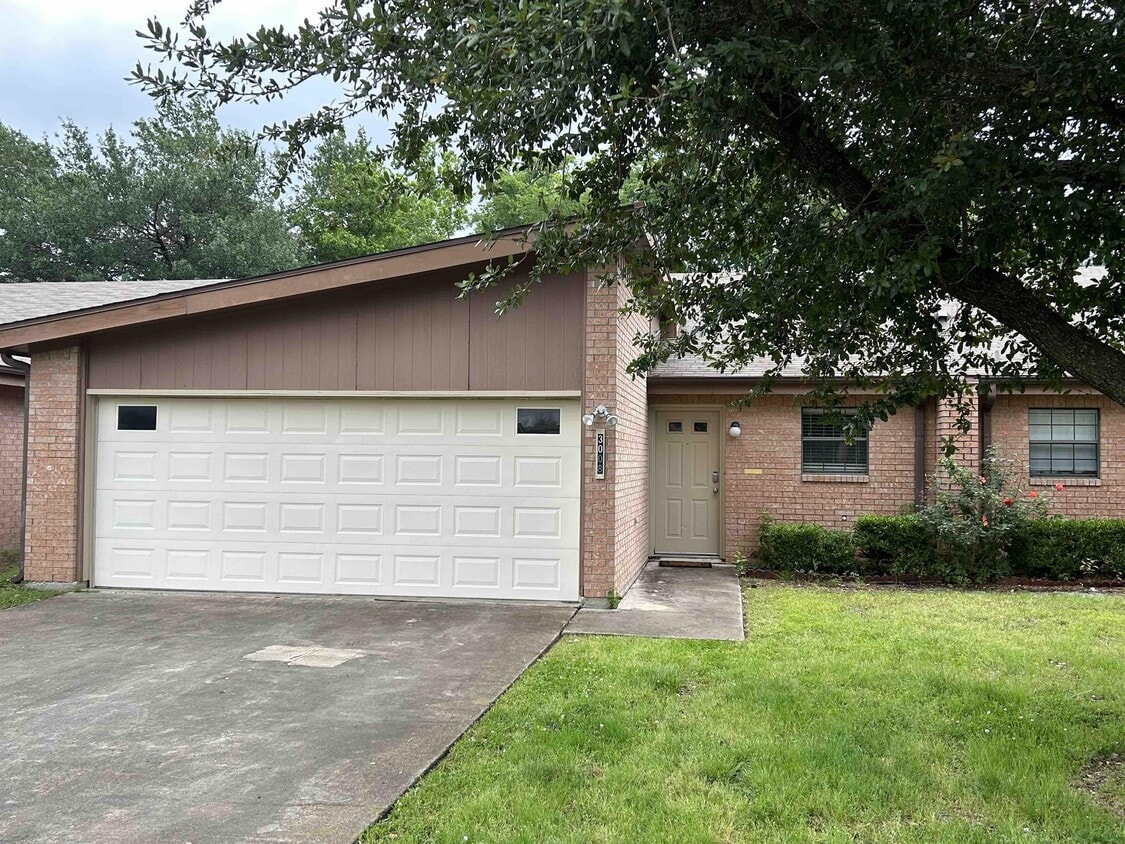 3008 Charlinda Dr, Commerce, TX 75428 - House Rental in Commerce, TX ...