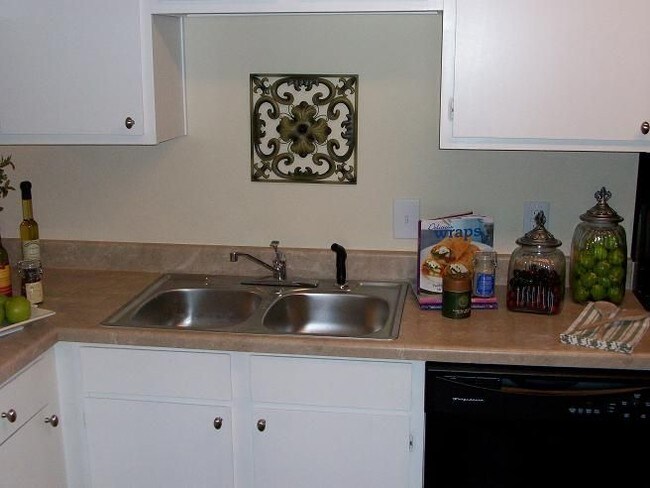 Bandera Ranch Apartments Rentals - Euless, TX | Apartments.com