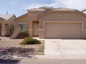 Apartments for Rent with Parking in Landmark Ranch, Coolidge ...
