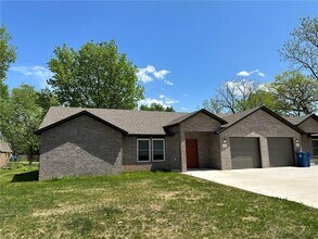 Cheap Pioneer Woods Apartments for Rent - Gentry, AR - Updated Today ...