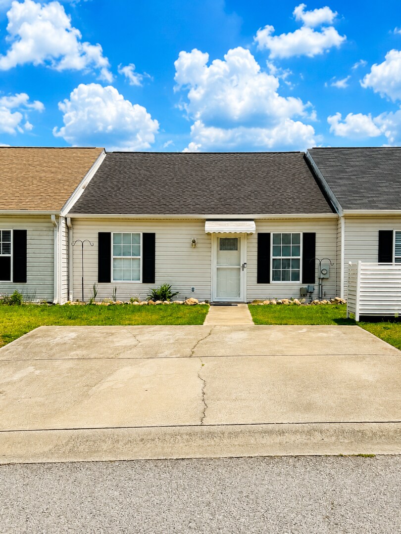 402 Northrop Pl, Grovetown, GA 30813 - Townhome Rentals in Grovetown GA ...