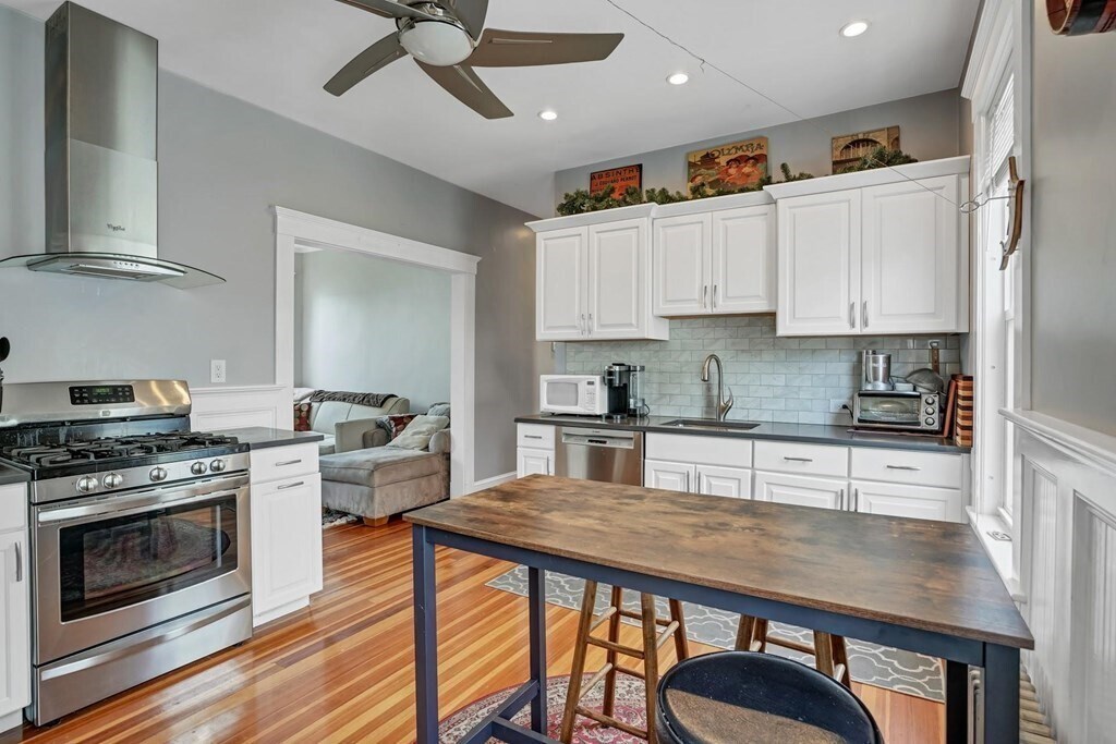 1640 Columbia Rd Unit 3, Boston, MA 02127 - Room for Rent in Boston, MA ...