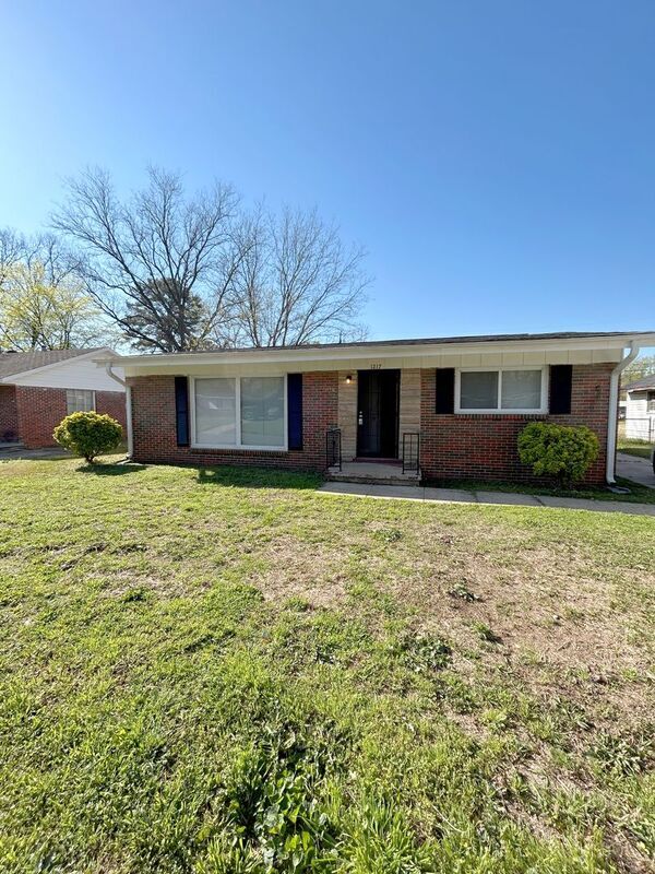 1217 Rayfield Dr, Birmingham, AL 35228 - House Rental in Birmingham, AL ...