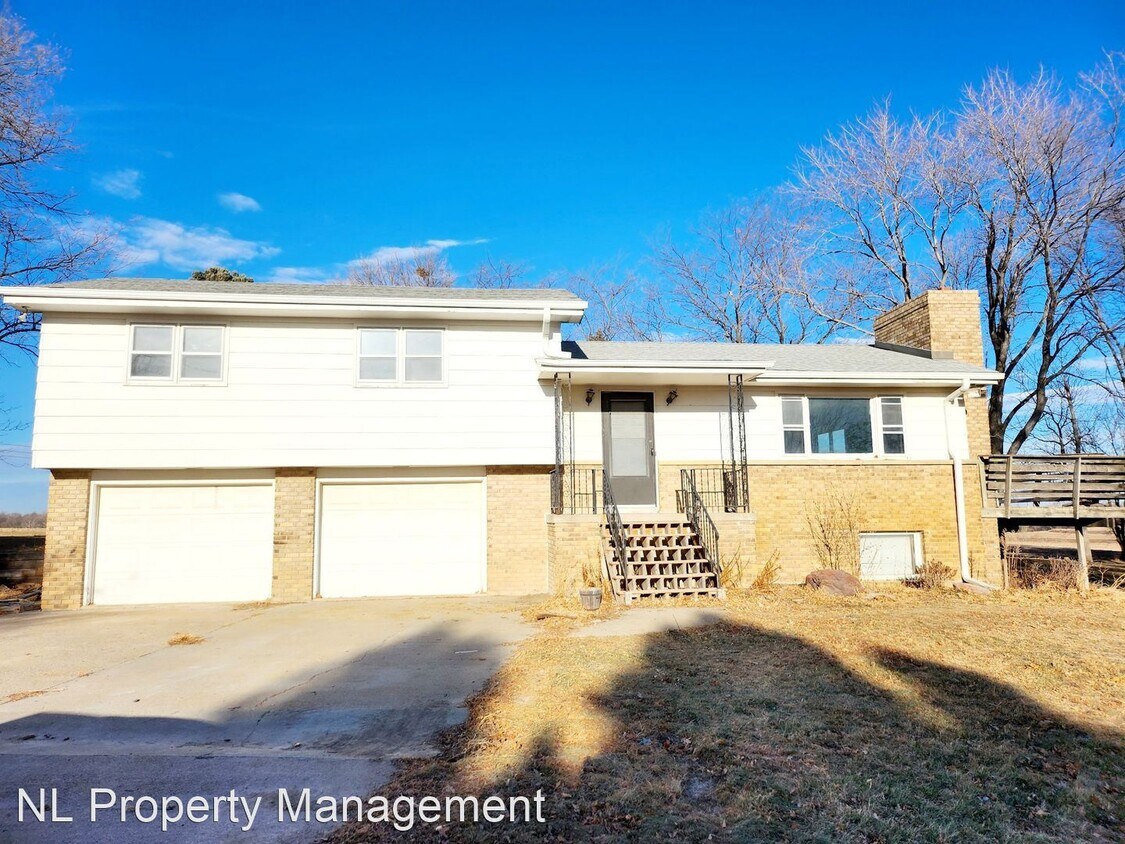 22106 Capehart Rd, Gretna, NE 68028 - House Rental in Gretna, NE ...
