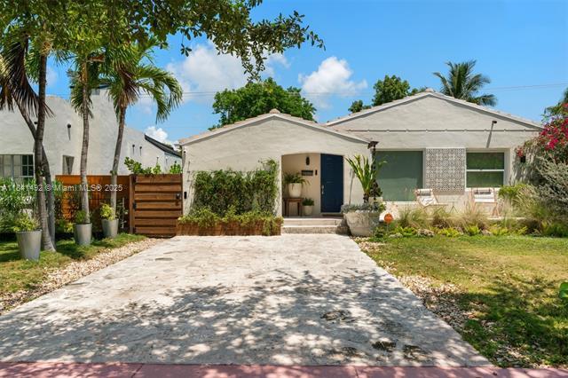 Isle of Normandy Trouville Apartments for Rent with High Ceilings - Miami Beach, FL - Updated ...