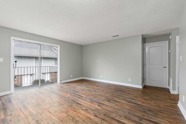 6527 Old Shell Rd, Mobile, AL 36608 - Condo for Rent in Mobile, AL ...