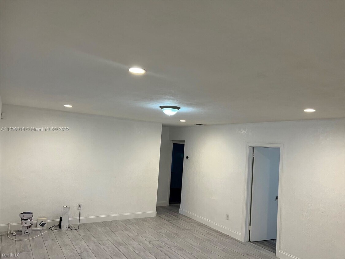 2040 NE Miami Gardens Dr, North Miami Beach, FL 33179 - House Rental in ...