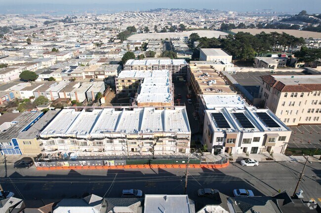 Lofton at Portola - Apartments in San Francisco, CA | Apartments.com