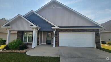 Hawk's Ridge Houses for Rent - Byron, GA