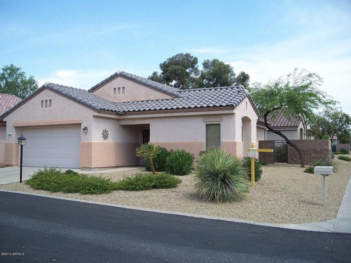 19518 N Bright Angel Ln, Surprise, AZ 85374 - House Rental in Surprise ...