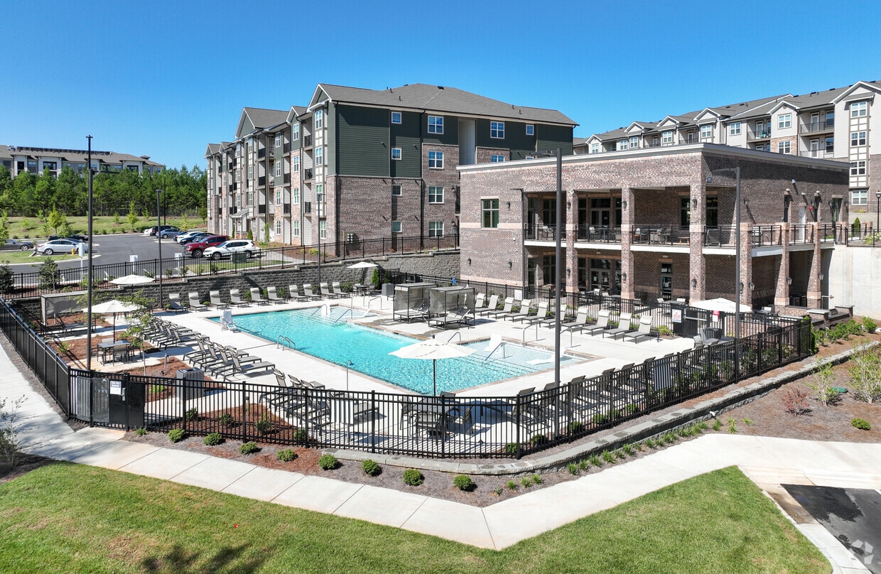 Aventine Huntersville - 13035 Ardmore Forest Rd Huntersville, NC 28078 ...