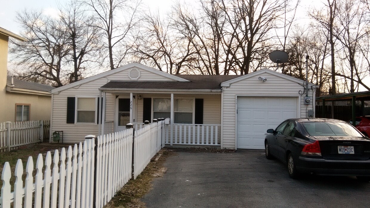 226 W Felton Ave, St. Louis, MO 63125 - House Rental in St. Louis, MO ...