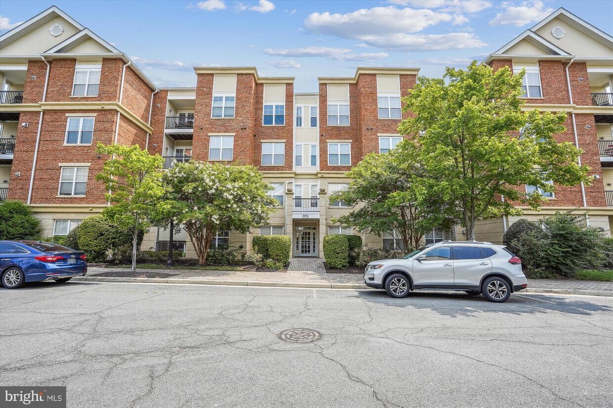 815 Branch Dr Unit 301, Herndon, VA 20170 - Room for Rent in Herndon ...