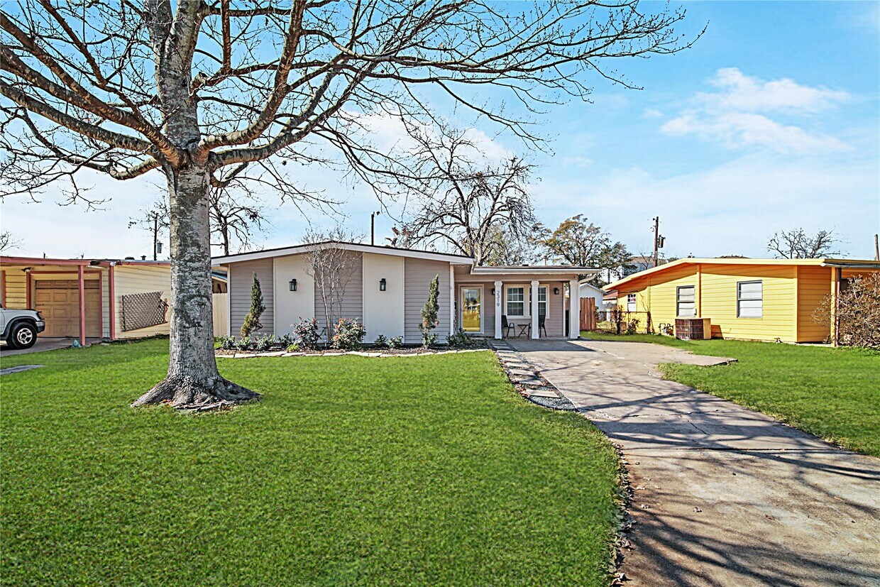 2319 Roy Cir, Houston, TX 77007 - House Rental in Houston, TX ...