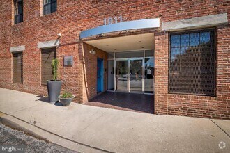 Penn-Fallsway Apartments for Rent with High Ceilings - Baltimore, MD ...